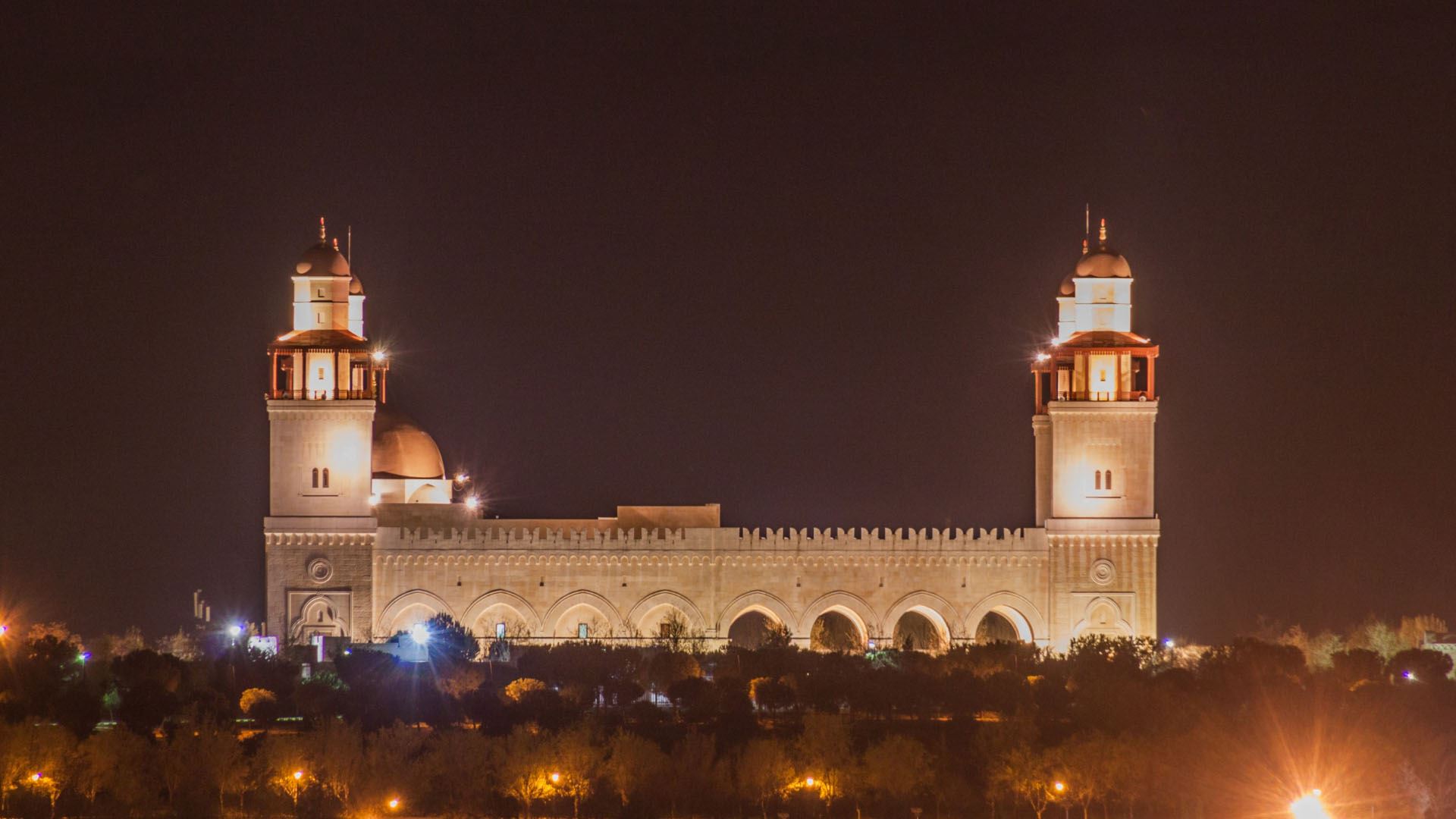 Hussein accedes to the Jordanian throne | Sky HISTORY TV Channel