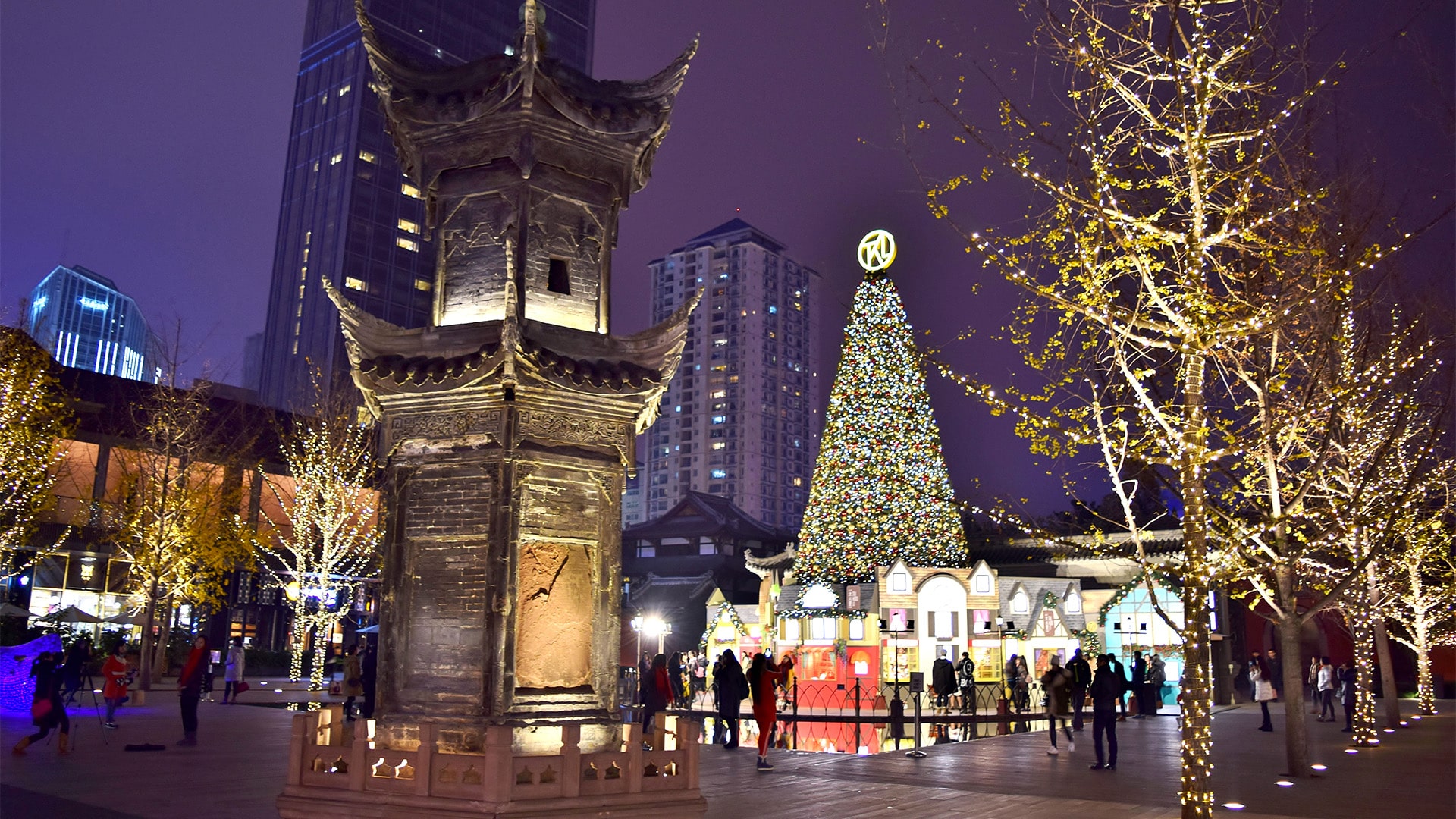 What Do They Call Christmas in China?: Christmas celebrations from ...