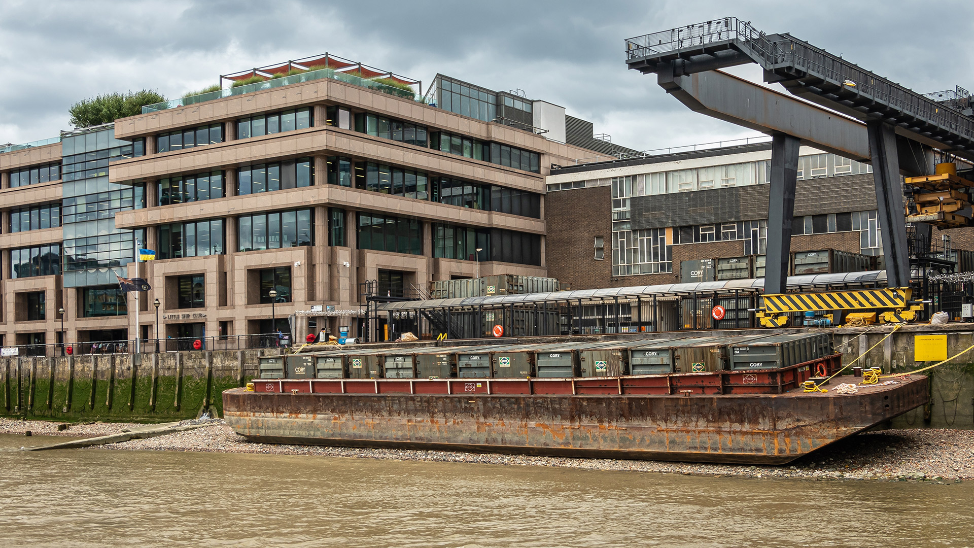The hidden legacy of London's lost rivers | Sky HISTORY TV Channel