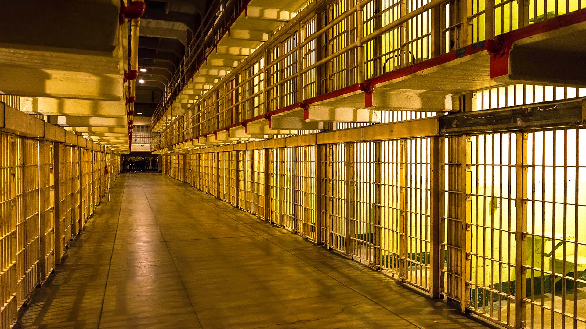 The story behind the Alcatraz escape, history's most daring prison ...